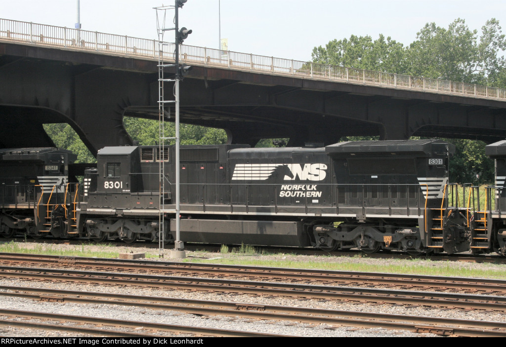 NS 8301